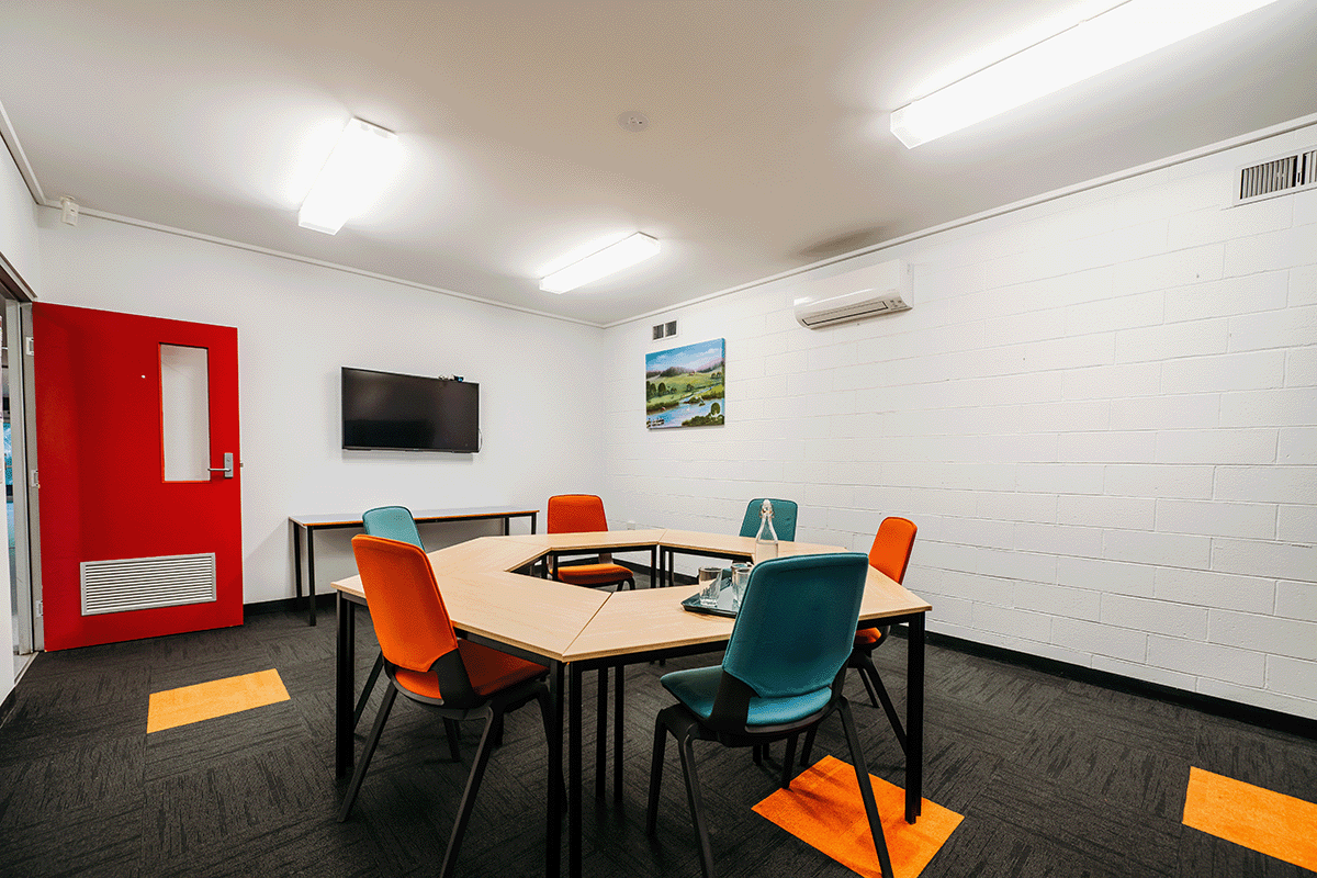 Small meeting room hire - Endeavour Hills Neighbourhood Centre